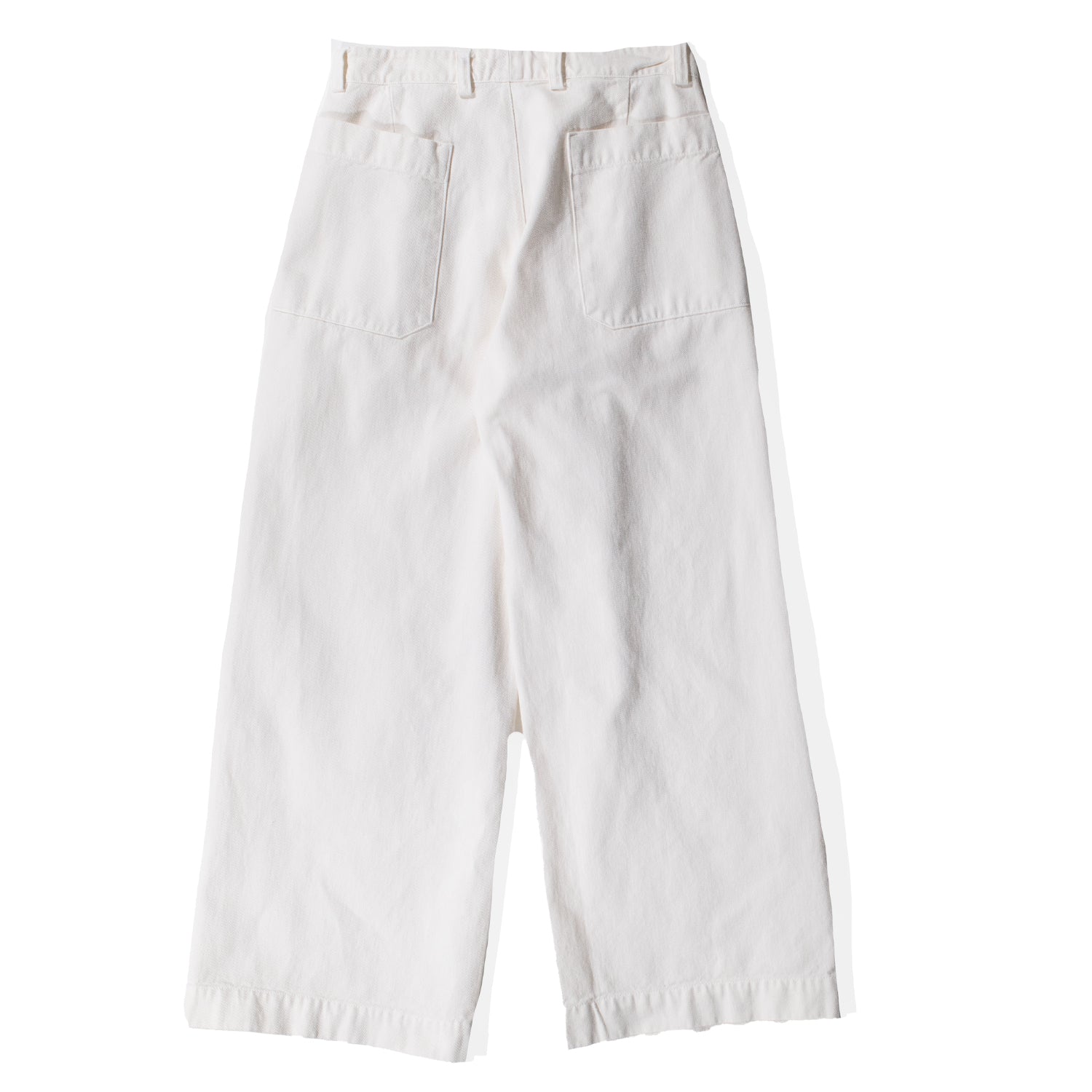 Labo.Art Train Sweater in Cricket – JUDITH